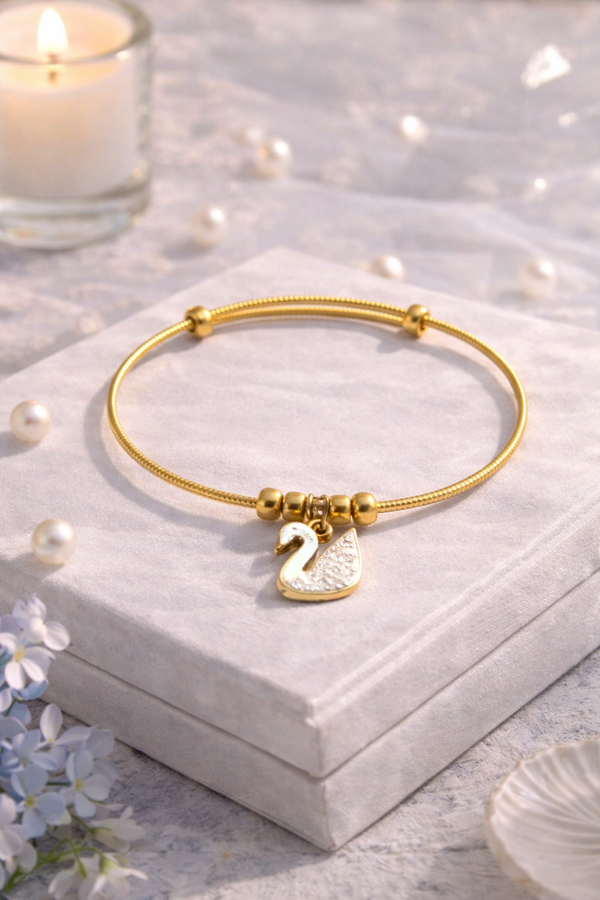 "Stylish Pearl Hair Comb" – Zelora Fashion